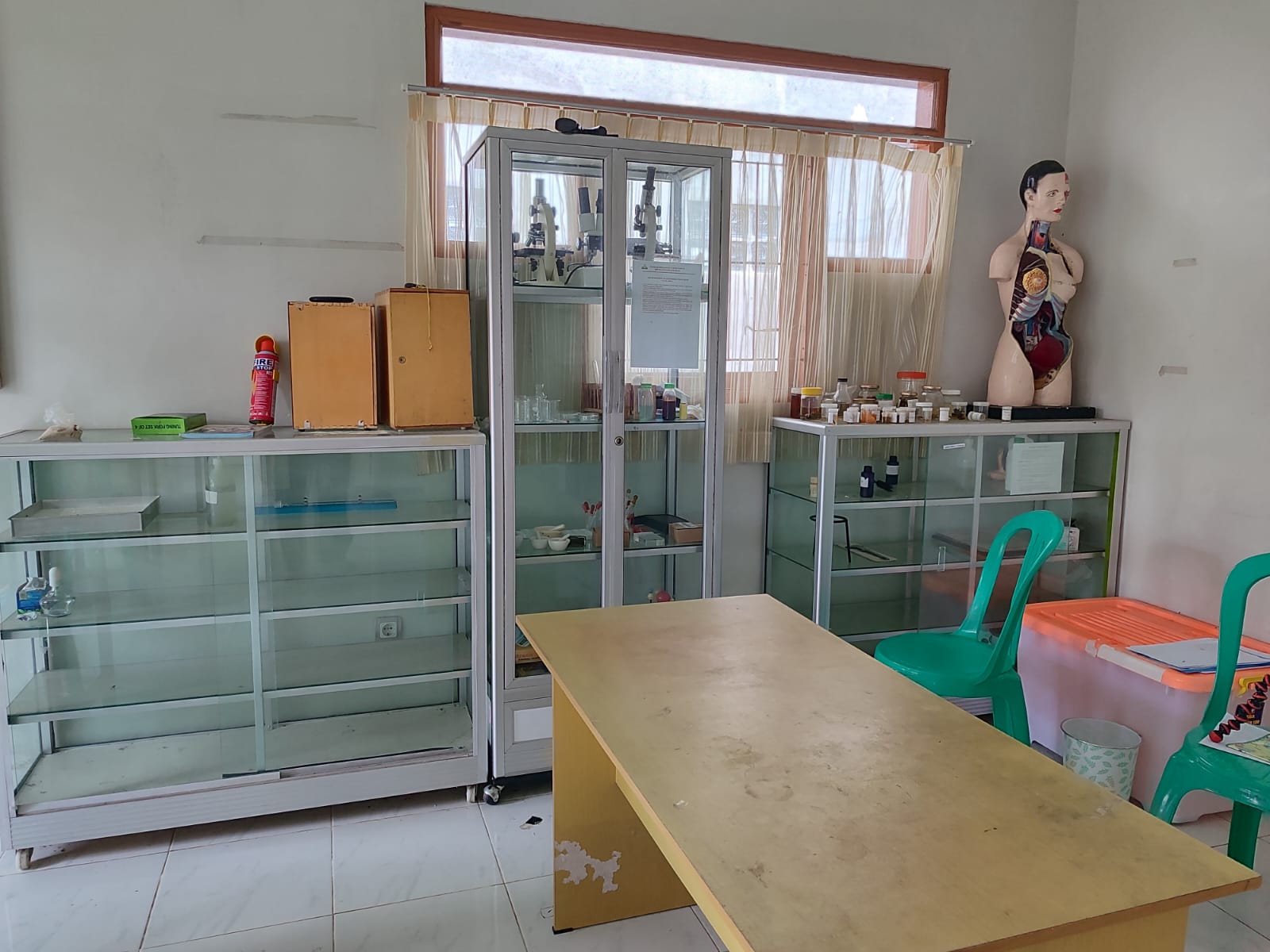 Sekolah Alam Fathia — Laboratorium IPA